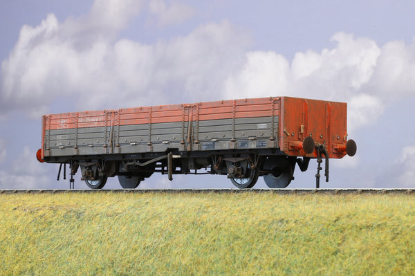 Heljan Finescale O Gauge OAA Wagon Railfreight Red/Grey Livery (Weathe ...