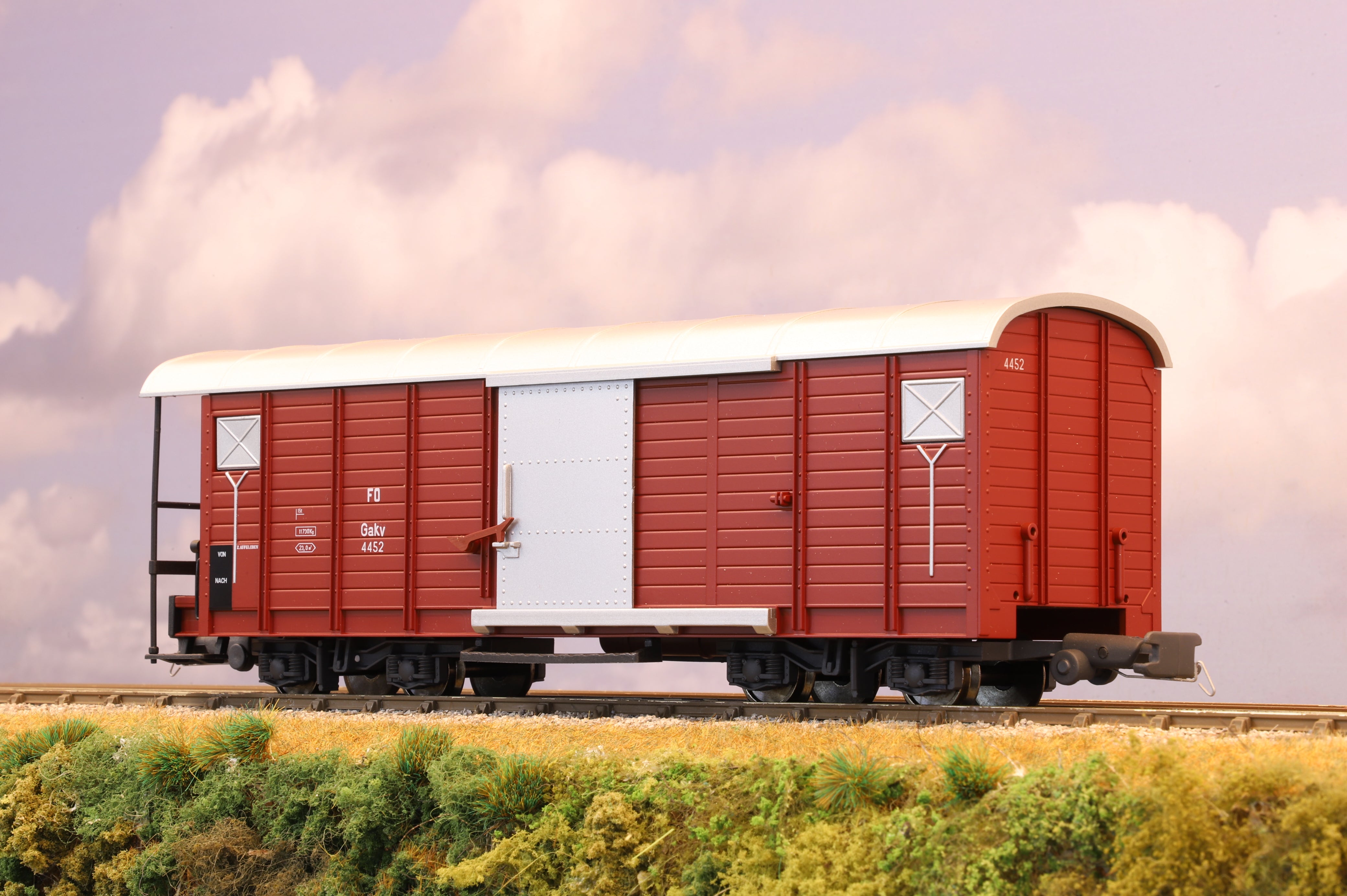 Narrow Gauge 'O' - Ellis Clark Trains